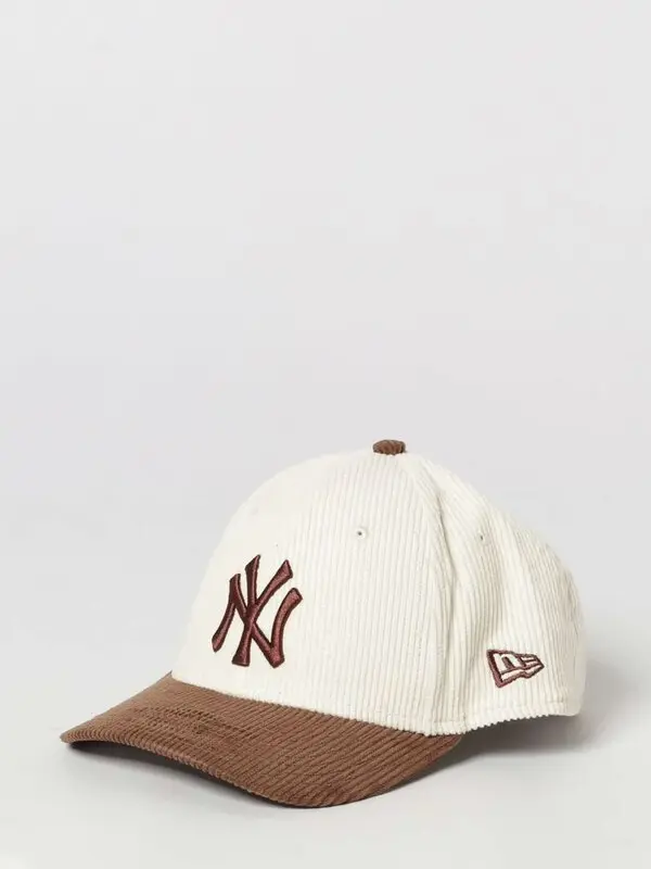 New Era 9forty Ny Yankees Corduroy Baseball Cap With Embroidered Logo - Brown