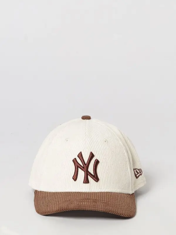 New Era 9forty Ny Yankees Corduroy Baseball Cap With Embroidered Logo
