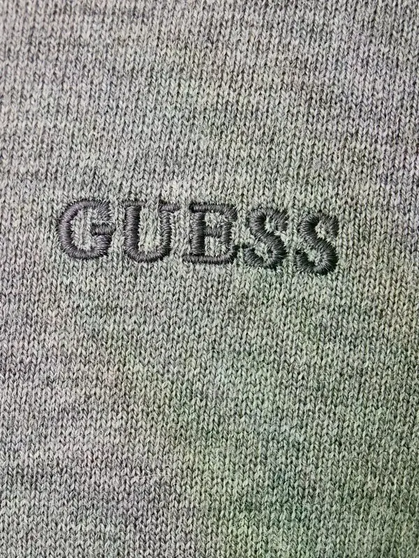 Guess Logo-embroidered Crew-neck Sweater