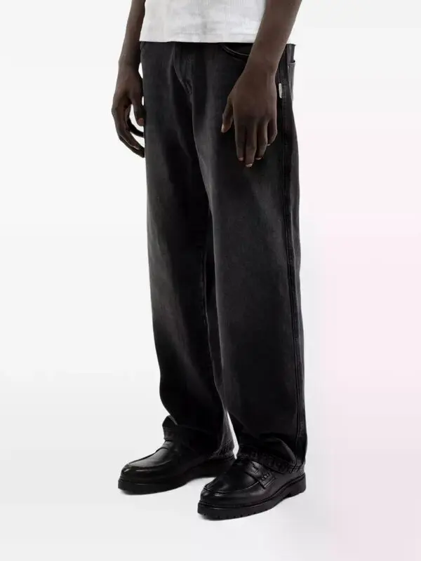 RETERNITY Essential Straight-fit Jeans