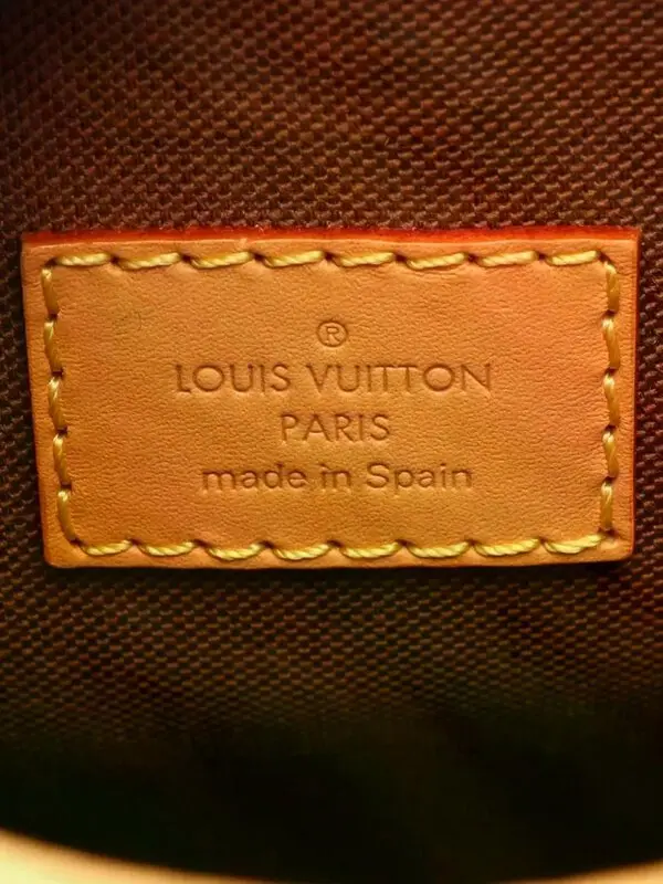 LOUIS VUITTON 2021-2026 Monogram Fold Me Pouch Crossbody Bag
