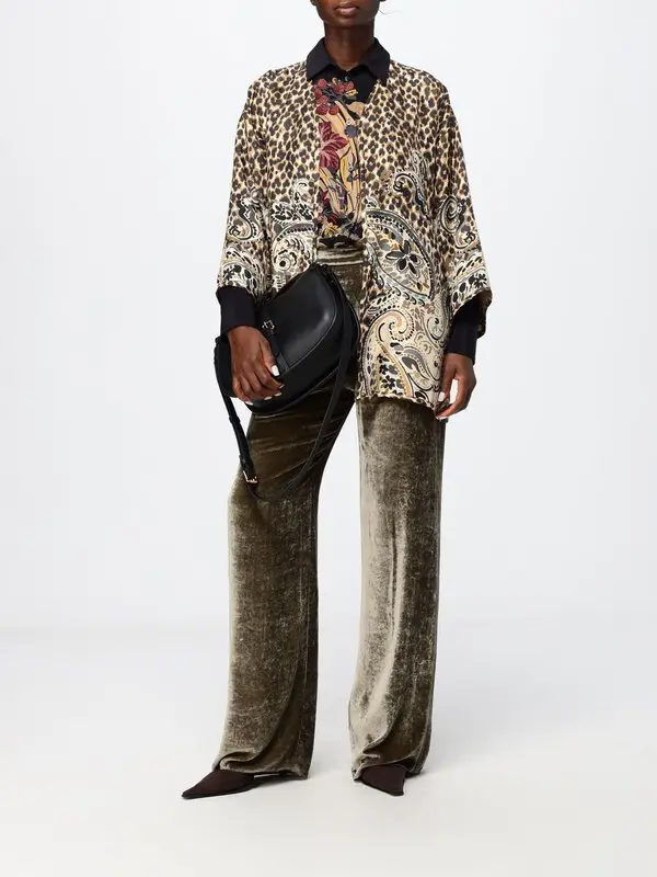 Etro Smooth Calfskin Crossbody Bag With Rounded Shape - Black