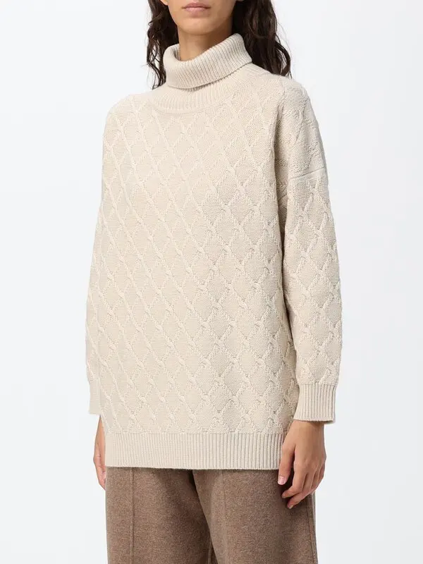 Max Mara Wool And Cashmere Turtleneck Sweater With Dropped Shoulders - Beige