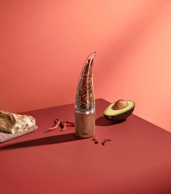 ADHOC Acacia Wood Peperone Chilli Cutter