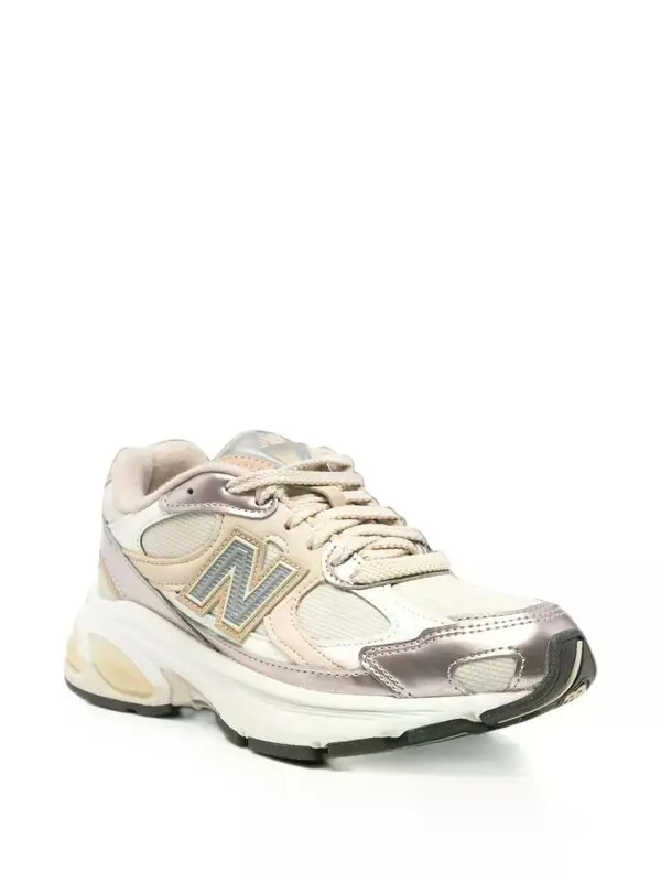 NEW BALANCE 2010 Low-top Sneakers