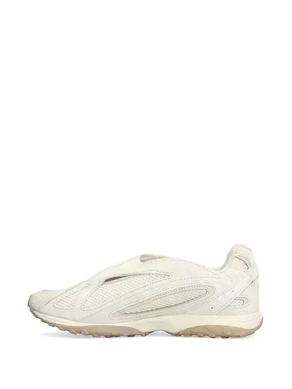 NEW BALANCE 204v Sneakers