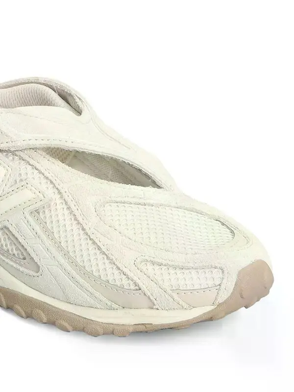 NEW BALANCE 204v Sneakers
