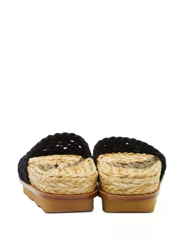 Chloé Wavy Crochet Sandals - Black