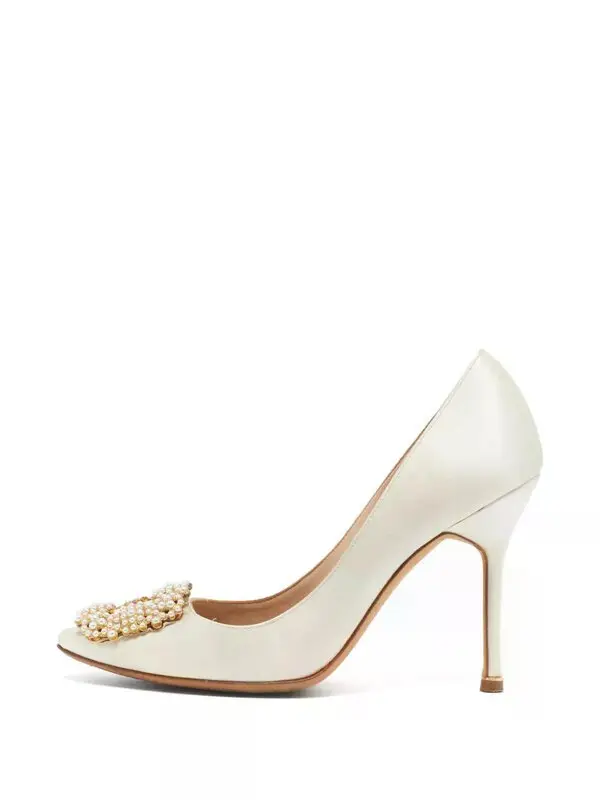 Manolo Blahnik Hangisi Crystal-buckle Heeled Pumps - Neutrals