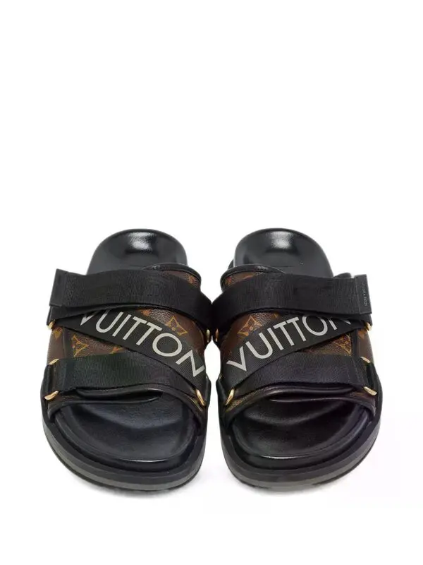 LOUIS VUITTON Honolulu Monogram Sandals