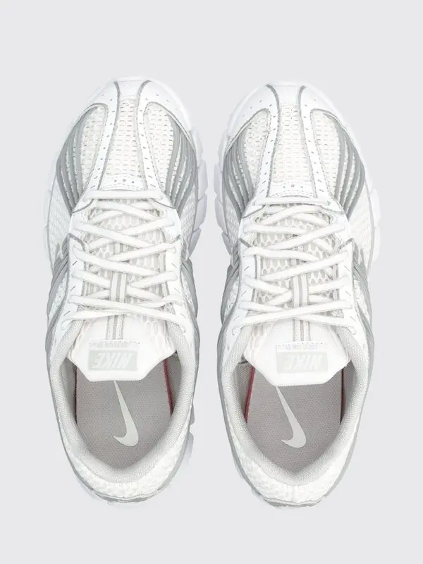 Nike Trainers Colour - Silver