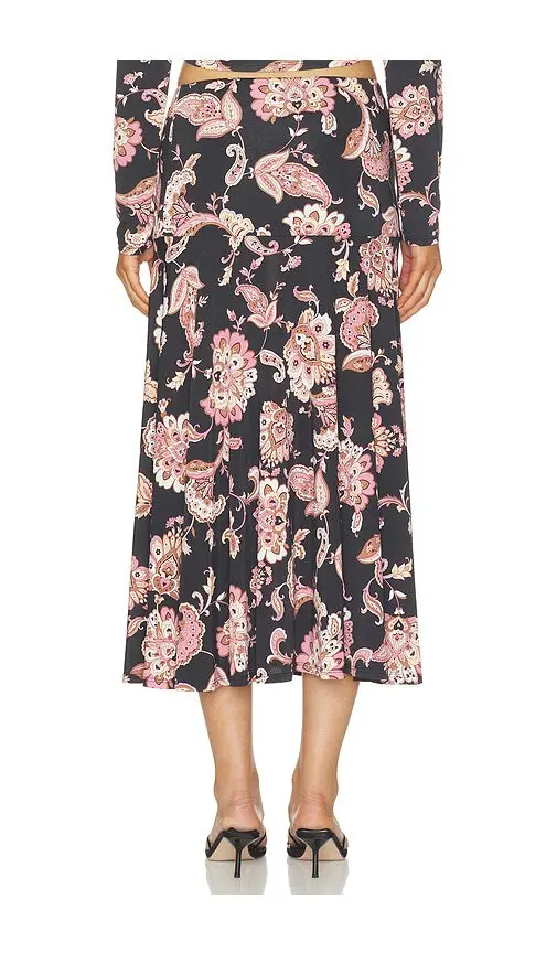 Misa Jada Skirt In . Also