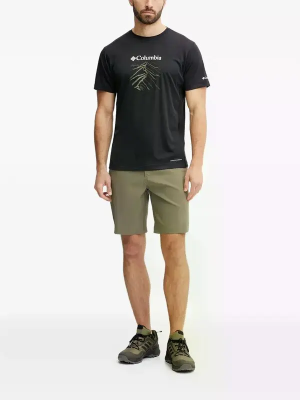 Columbia Tech Trail Flap-pocket Shorts - Green