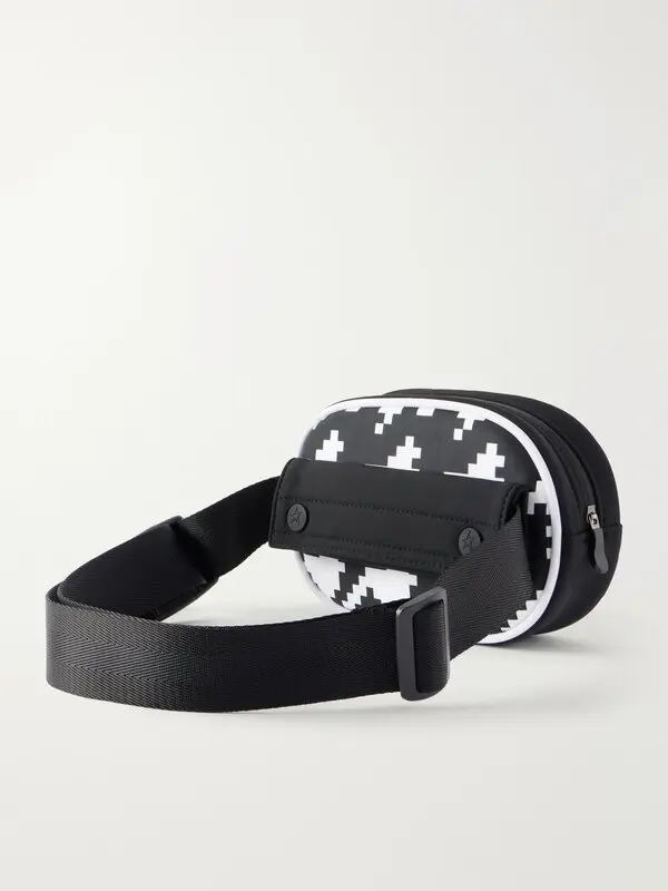 Perfect Moment Star Houndstooth Shell Belt Bag
