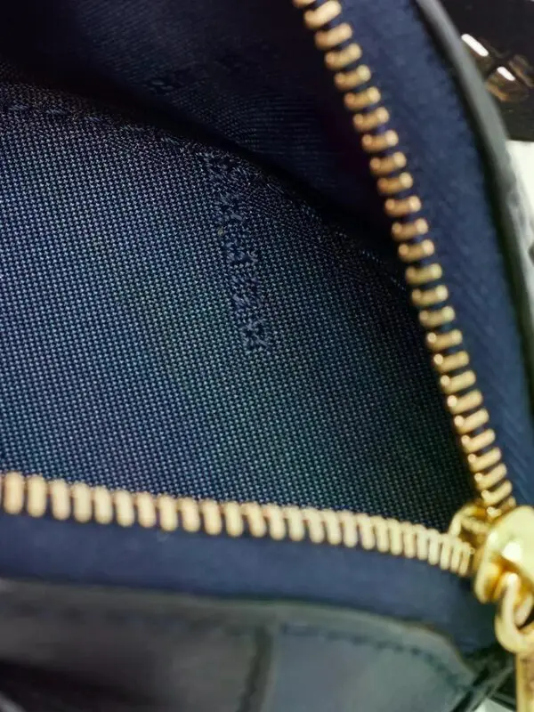 Burberry Bee Chain-strap Coin Bag