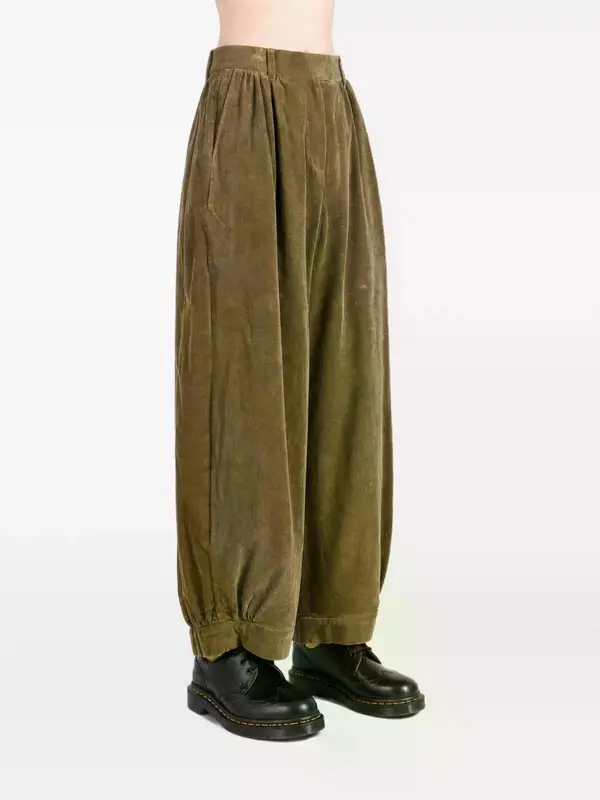 AMOMENTO Pleated Corduroy Trousers - Green
