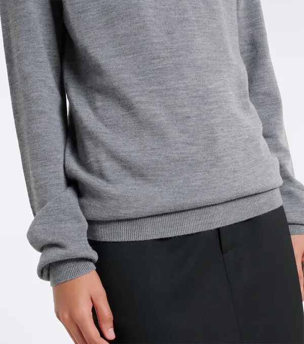 THE FRANKIE SHOP Eve Wool Turtleneck Sweater