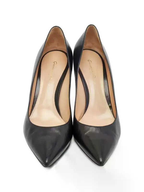 GIANVITO ROSSI Pointed Toe Pumps