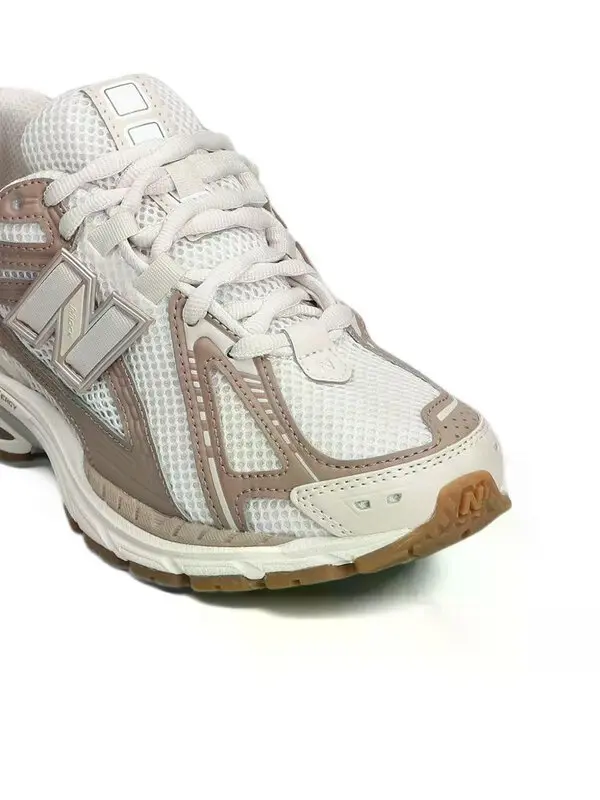 NEW BALANCE 1906r Sneakers