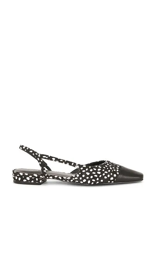 Raye Dorit Flat