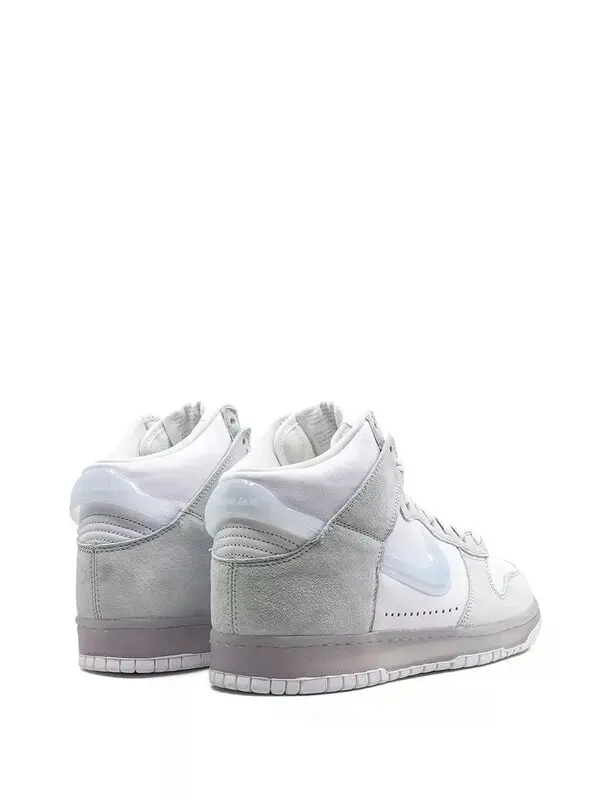 Nike Dunk Hi-top Sneakers