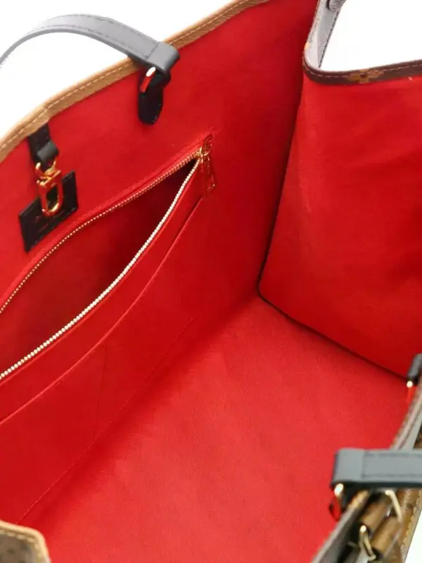 LOUIS VUITTON 2010-2026 Monogram Reverse Giant Onthego Gm Satchel