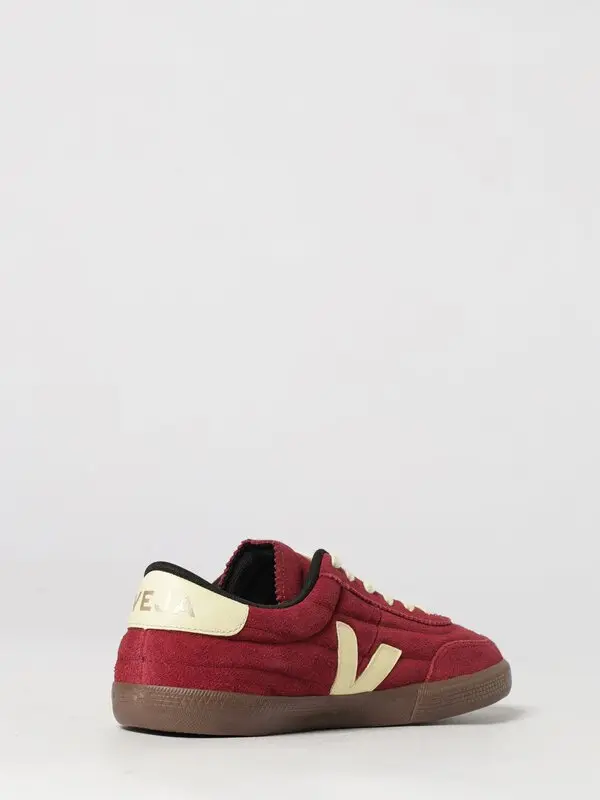 VEJA Trainers Colour - Burgundy