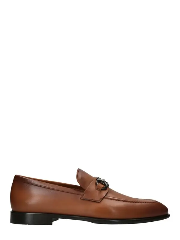FERRAGAMO Foster Gancho Loafers - Beige