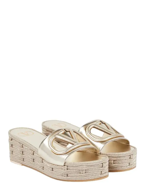 Valentino Garavani Vlogo Signature Leather Slides - Metallic
