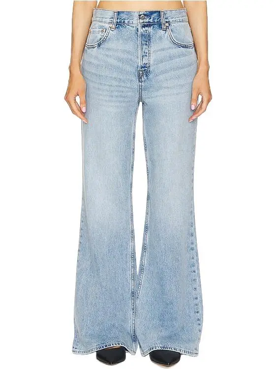 GRLFRND Jade Low Rise Relaxed Flare Jeans In . Also - Denim-light