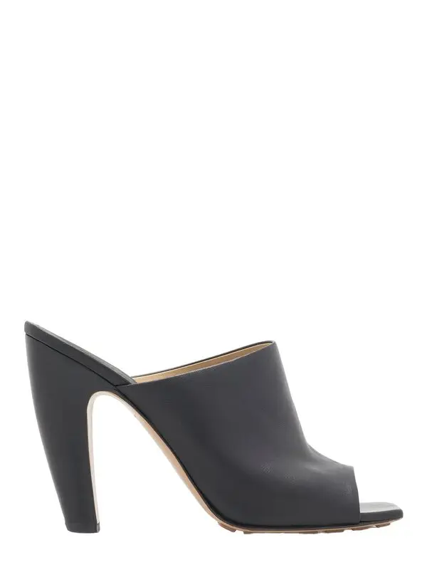 Bottega Veneta Lagoon Leather Mule Sandals - Black