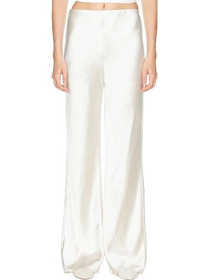L'academie Etienne Pant - Ivory