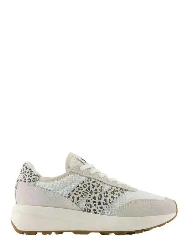 NEW BALANCE 370 Leopard Print Trainers - Neutrals