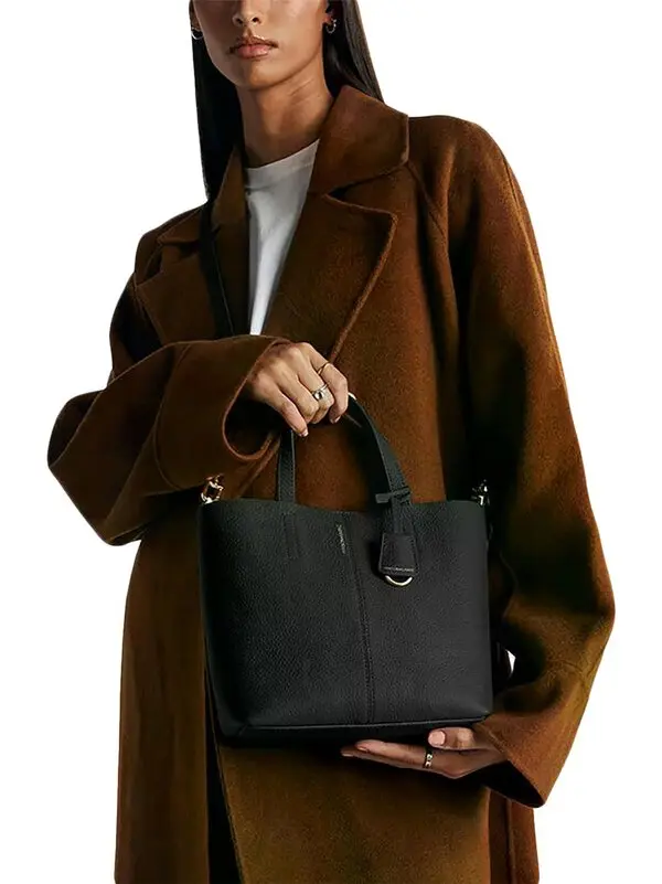 MAISON DE SABRE Small Leather Soft Tote - Black