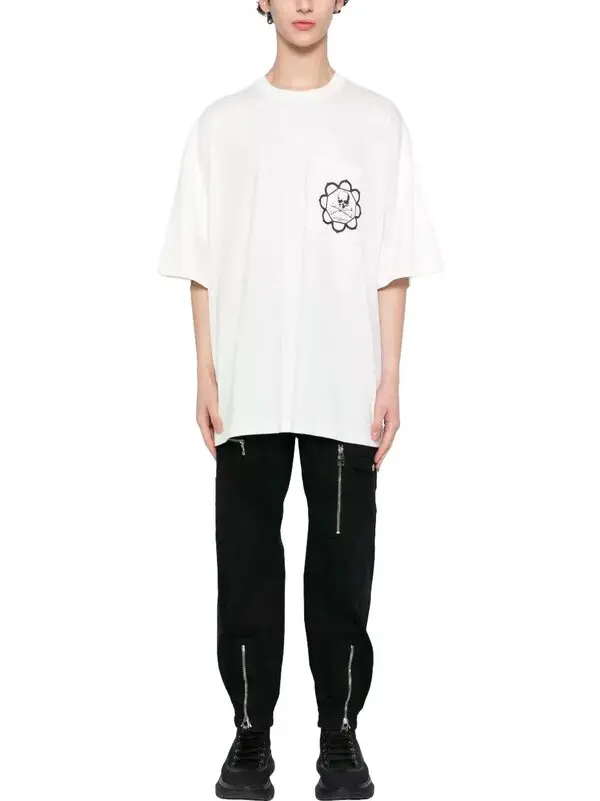 MASTERMIND WORLD Skull Graphic Pocket T-shirt - White