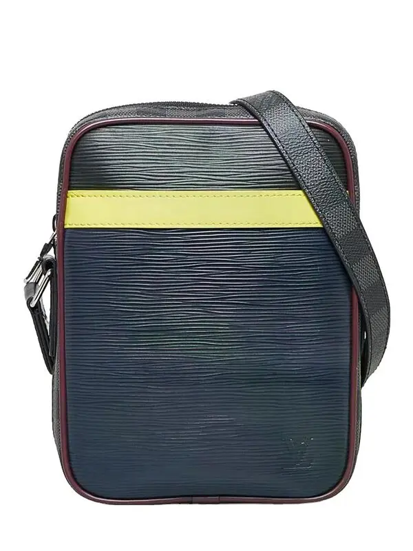 LOUIS VUITTON 2019 Danube Shoulder Bag - Black