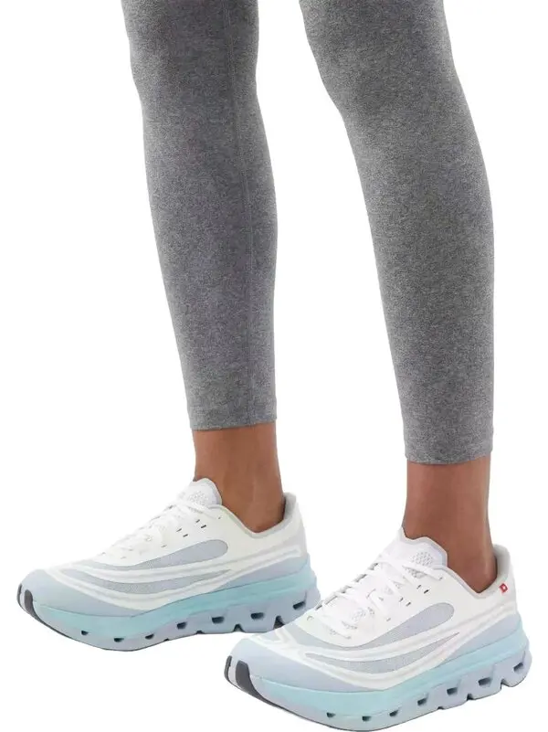 On Cloudflow 5 Ad Sneakers - White