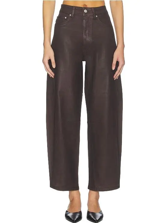 DL1961 Miro High Rise Barrel Jeans In . Also - Chocolate