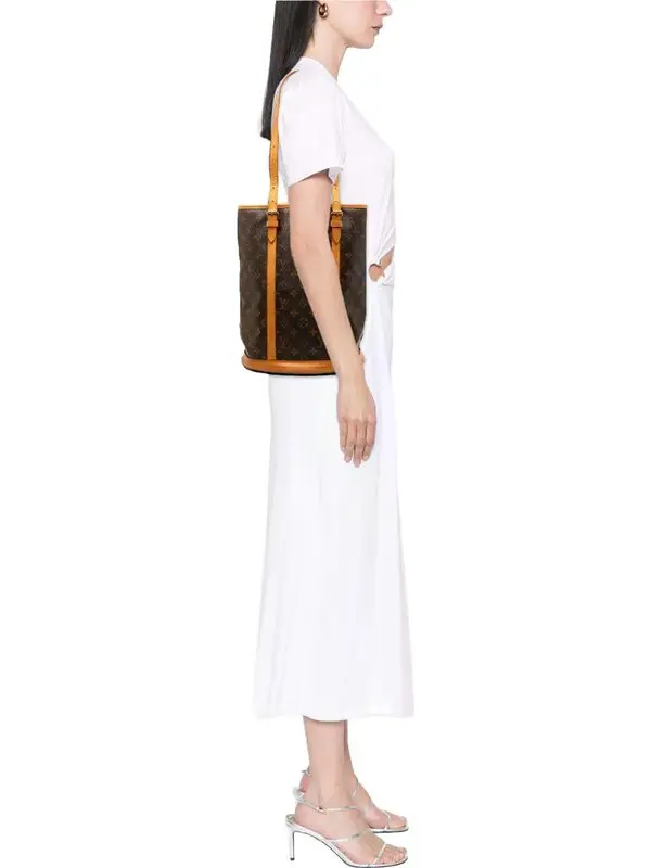 LOUIS VUITTON 2015 Monogram Gm Bucket Bag - Brown