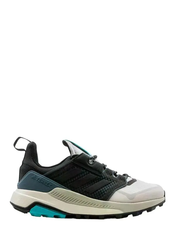 Adidas Trailmaker Sneakers - Grey