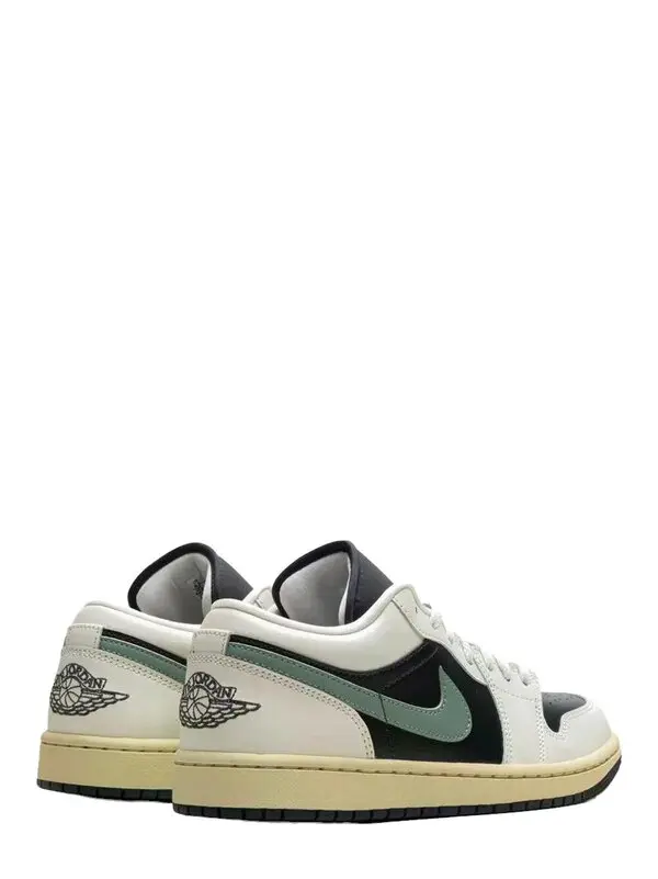 JORDAN Air 1 Low Jade Smoke Sneakers - White