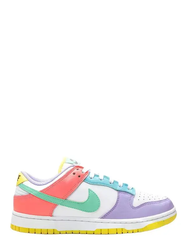 Nike Dunk Low Se Easter Sneakers - White