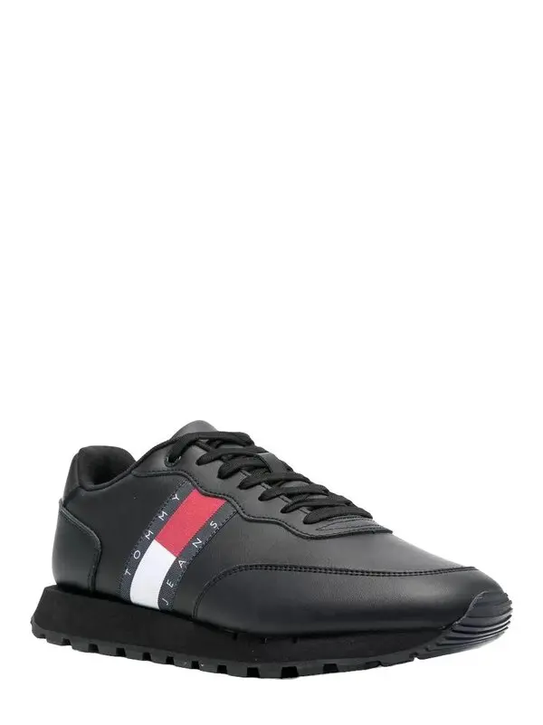 Tommy Hilfiger Logo-patch Low-top Sneakers - Black