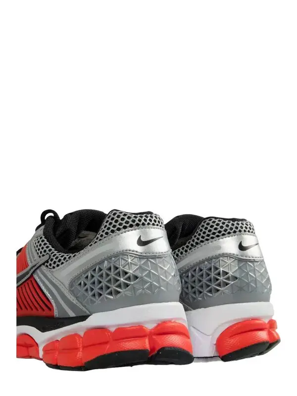Nike Zoom Vomero 5 Sneakers - Silver