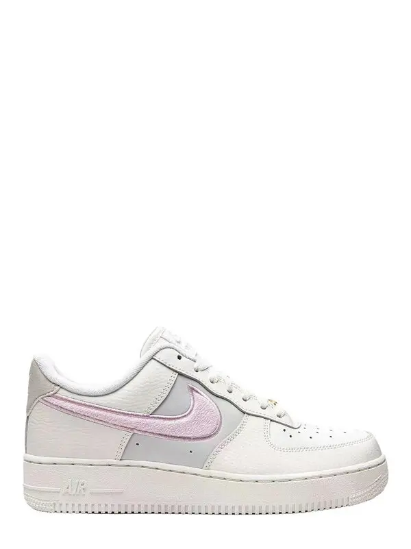 Nike Force 1 '07 Summit / Regal Pink Sneakers - White