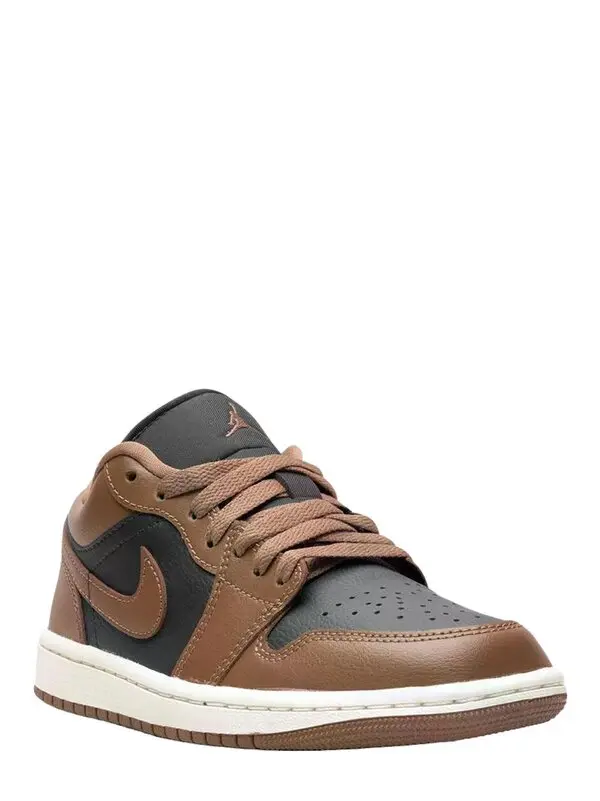 JORDAN Air 1 Sneakers - Brown
