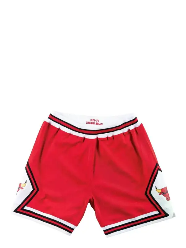 Mitchell & Ness 1975/76 Chicago Bulls Authentic Basketball Shorts - Red