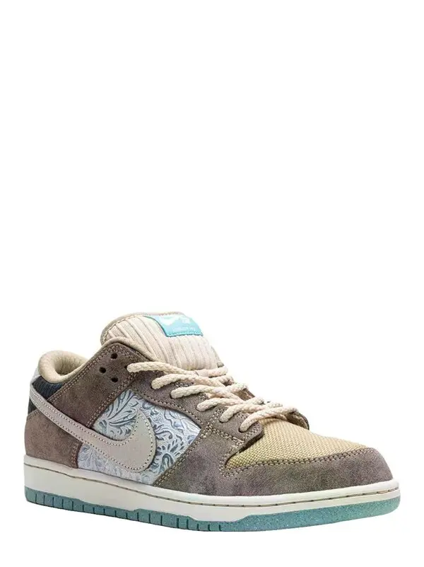Nike Dunk Low Sneakers - Brown