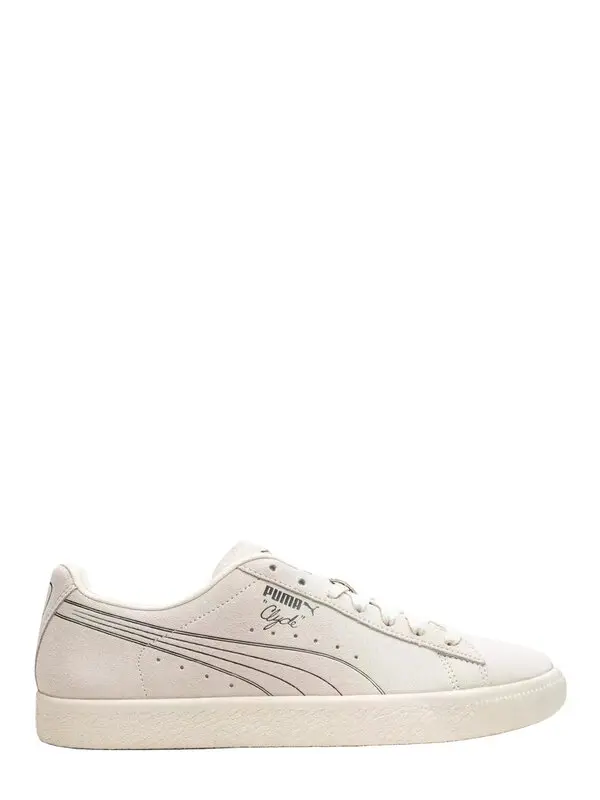 PUMA Clyde "no. 1" Lace-up Round Toe Sneakers - Neutrals