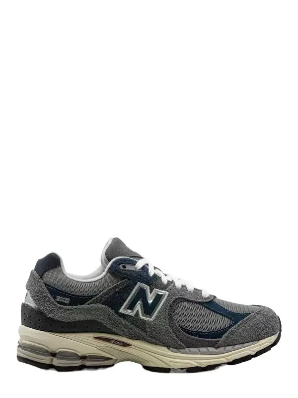 NEW BALANCE 2002r "navy" Sneakers - Grey